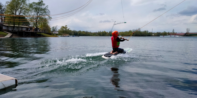 On a testé : le kneeboard avec les enfants au Fun Parc de Brumath ...